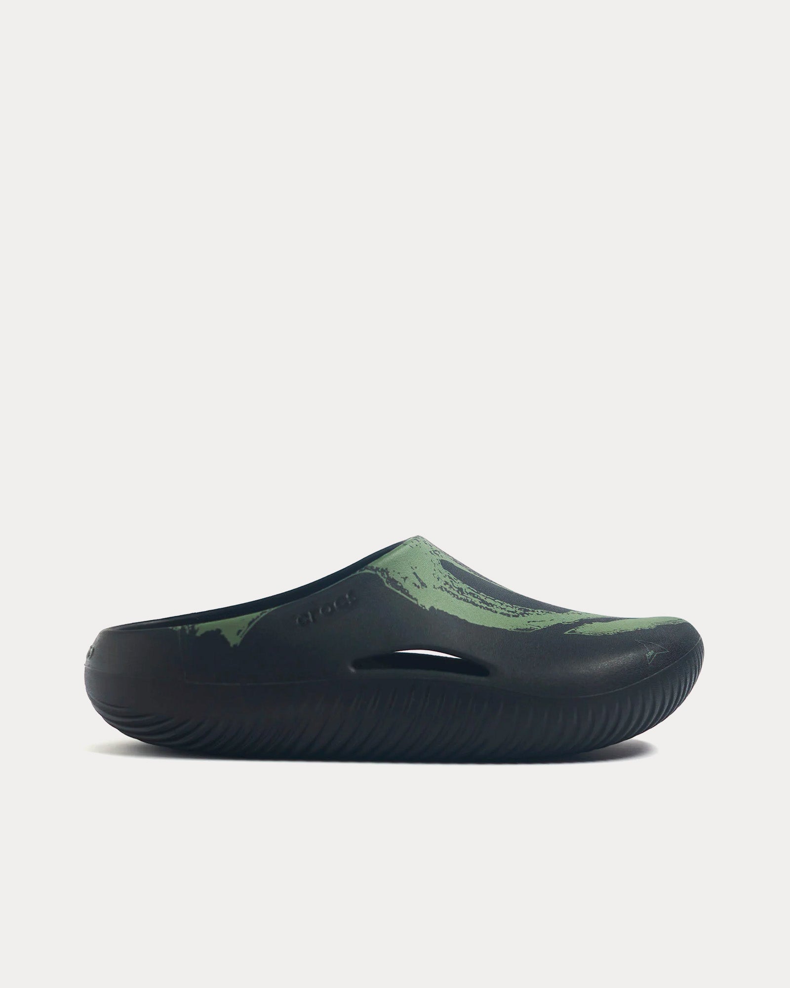 ROA x Crocs Unisex Mellow Black / Multi Clogs