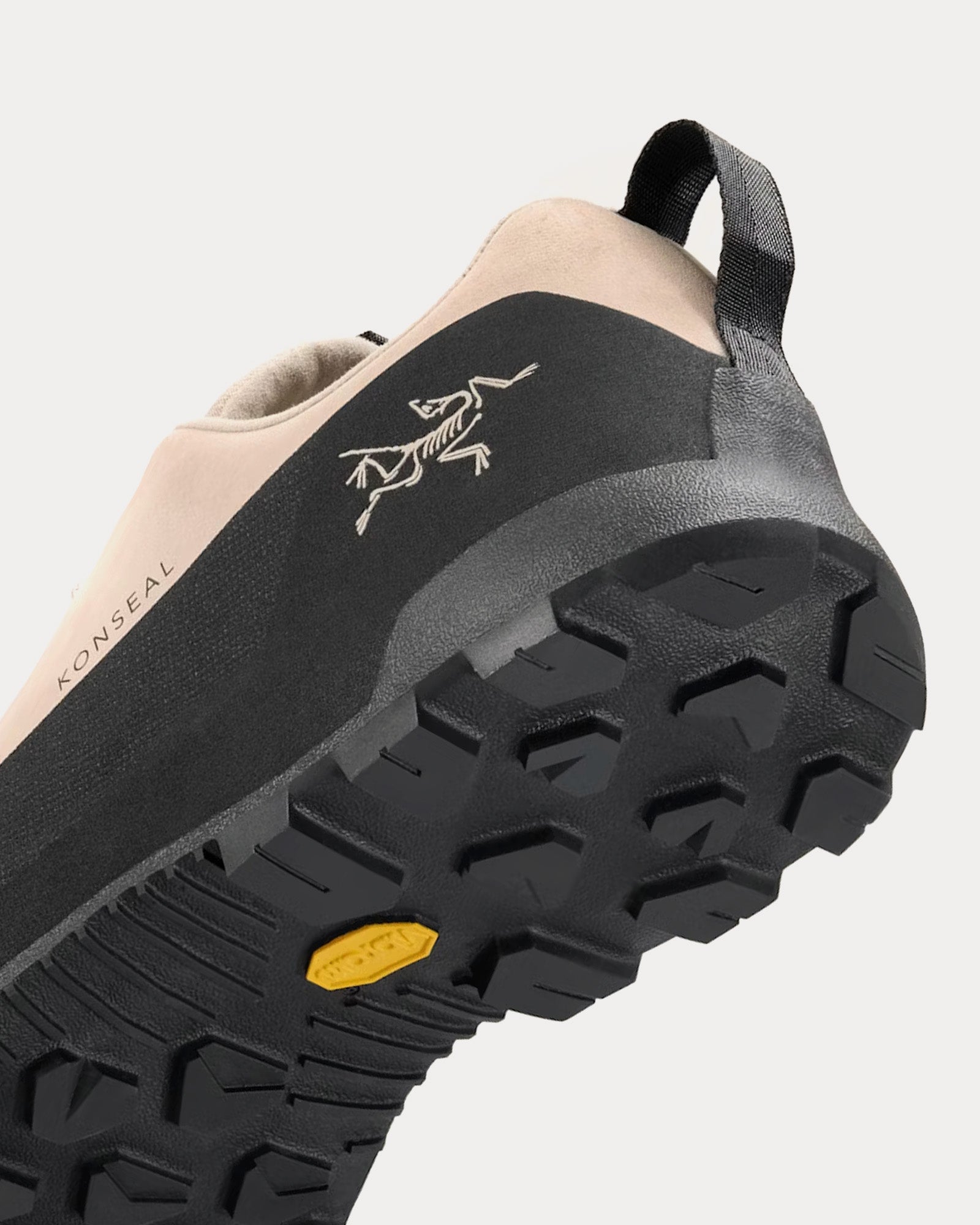 Arc'teryx Women's Konseal Rune / Black Hiking Shoes