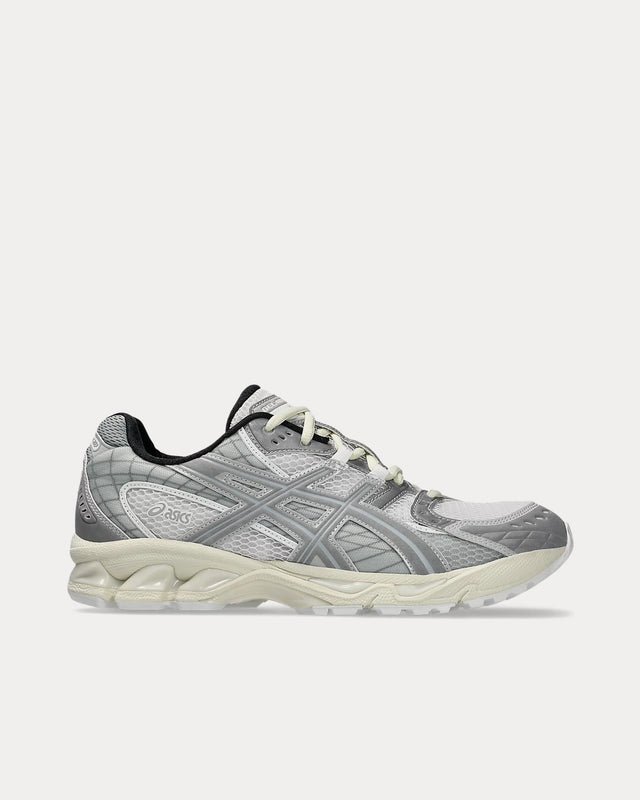 Asics x Min-Nano Unisex Gel-Nimbus 10.1 White / Sheet Rock Low Top Sneakers