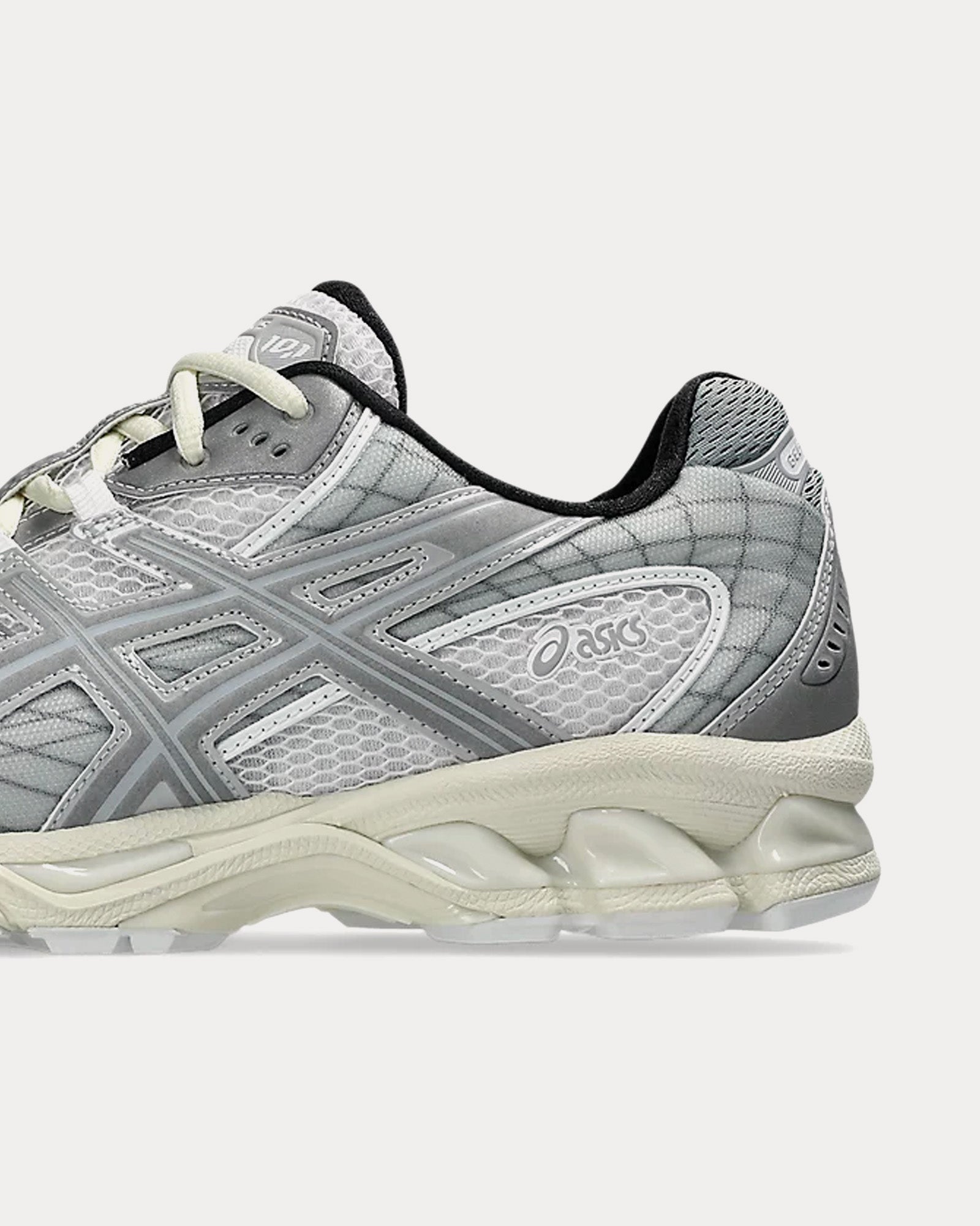 Asics x Min-Nano Unisex Gel-Nimbus 10.1 White / Sheet Rock Low Top Sneakers
