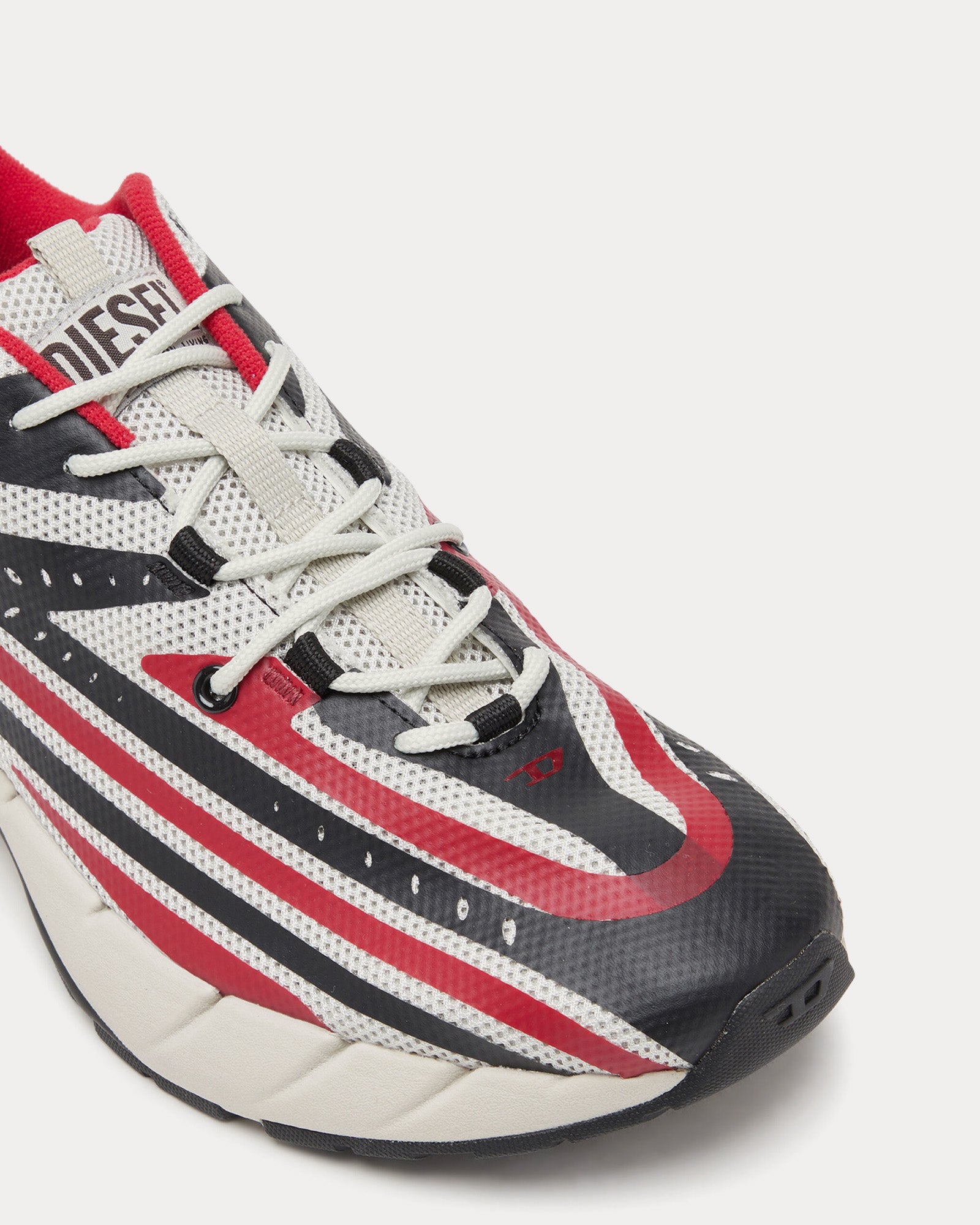 Diesel Men's D-Airspeed Black / Red Low Top Sneakers & Trainers