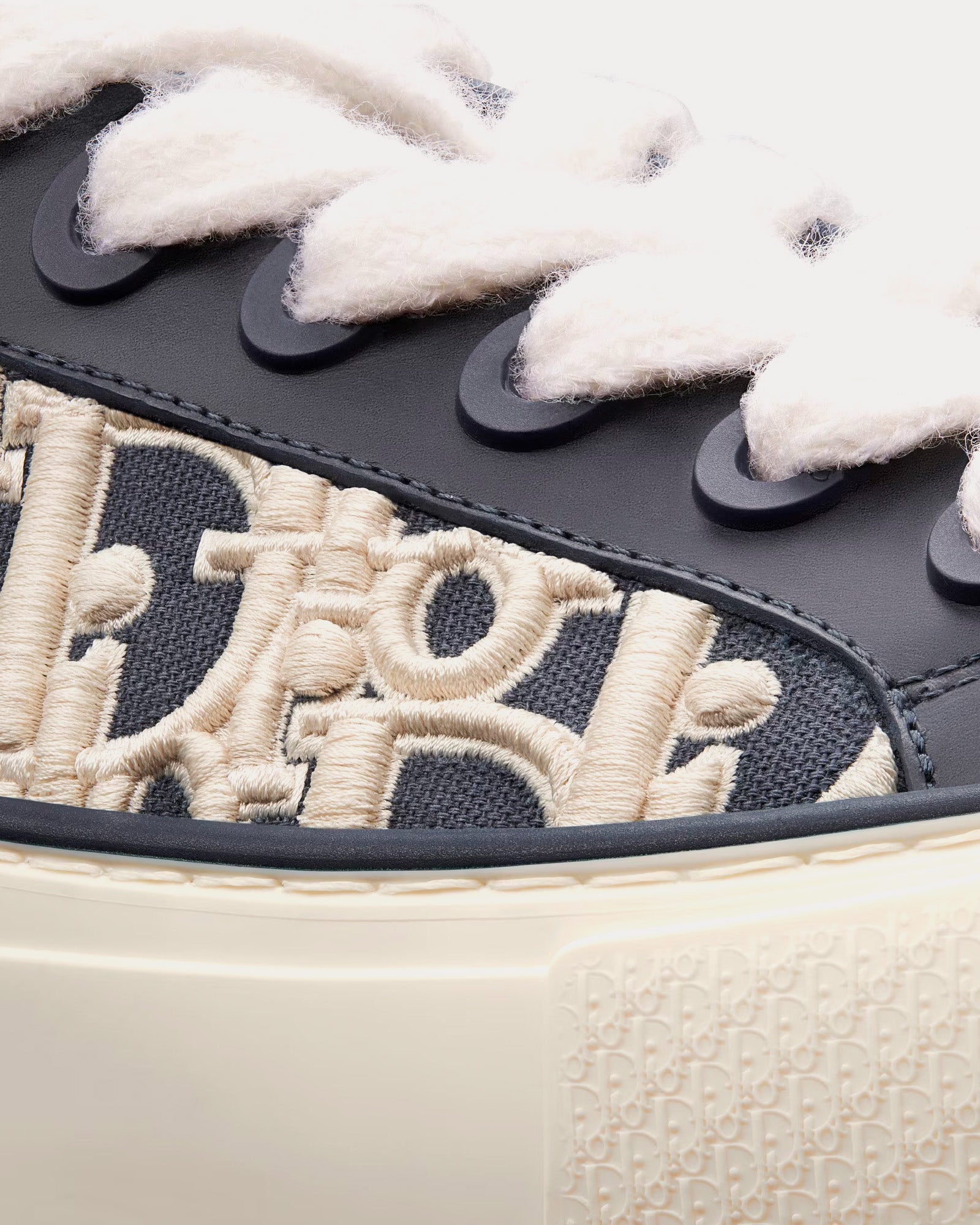 Dior Men's B33 Navy Blue Smooth Calfskin and Cream Dior Oblique Raised ...