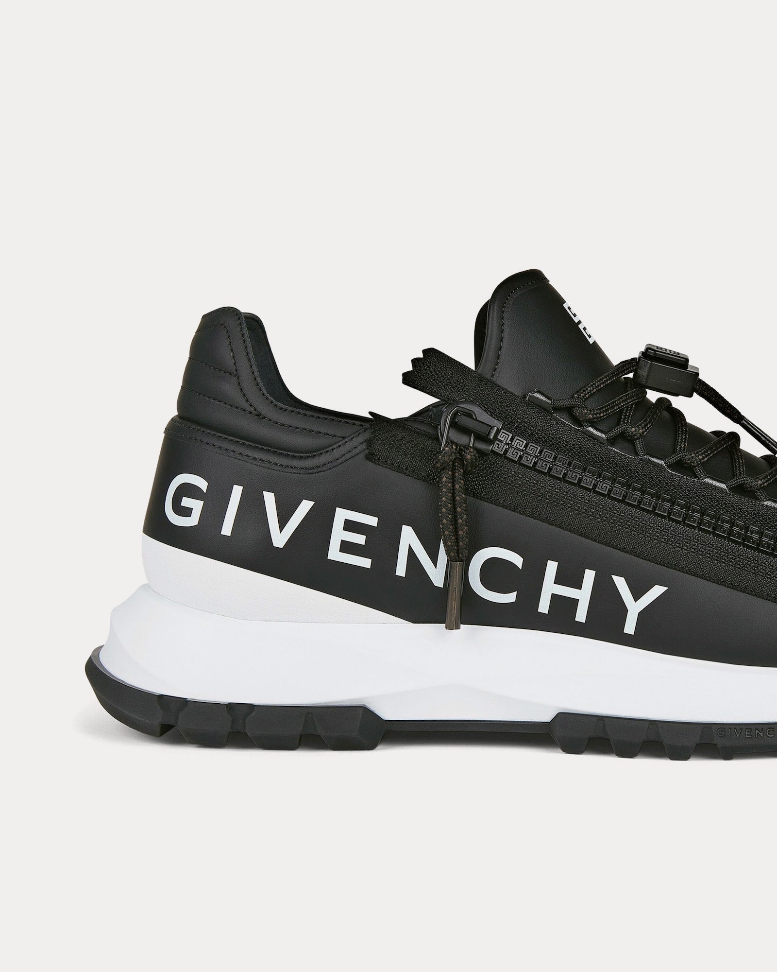 Givenchy Men's Spectre Runner Leather With Zip Black Low Top Sneakers ...