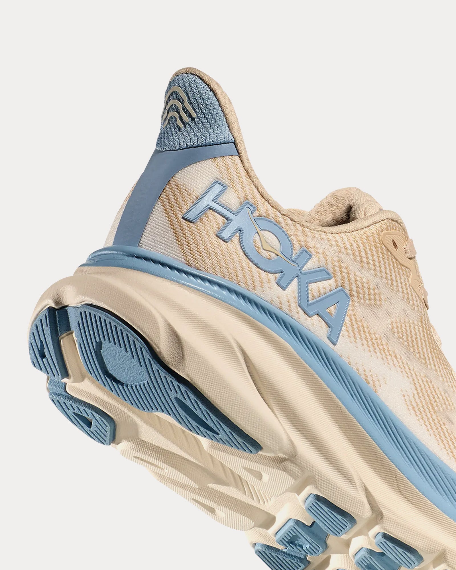 HOKA Women's Clifton 9 Oak / Alabaster Running Shoes