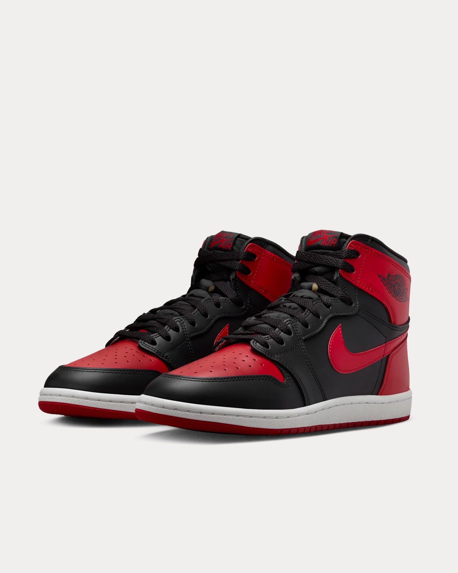 Jordan Unisex Air Jordan 1 High '85 Bred High Top Sneakers & Trainers