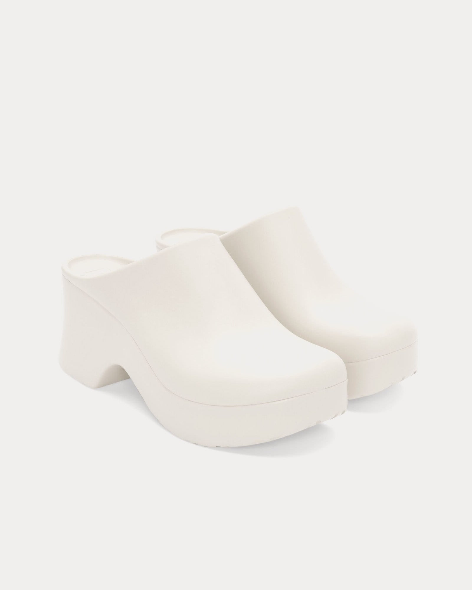 Loewe x Paula's Ibiza Foam Light Foam Rubber White Clogs - Sneak in Peace