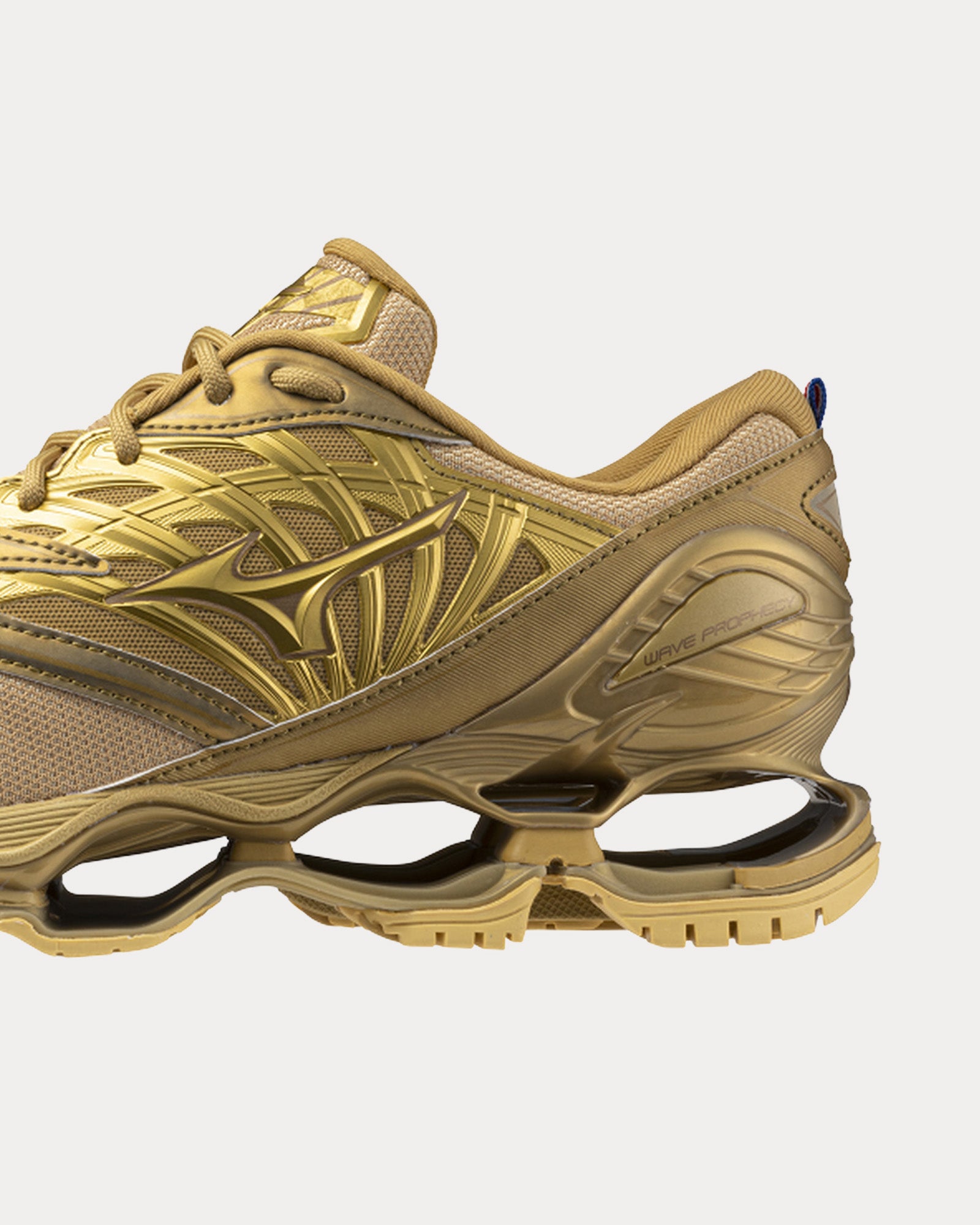 Mizuno Unisex Wave Prophecy LS Shinzo Gold Low Top Sneakers & Trainers