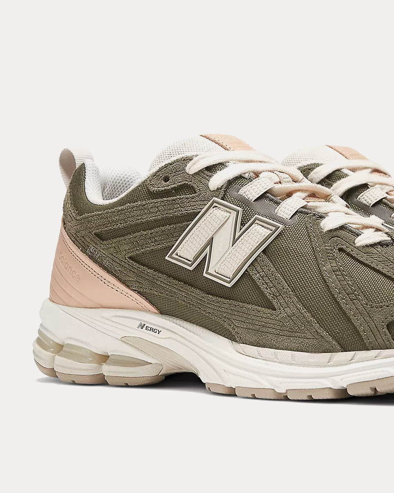 New Balance Unisex 1906R Dark Moss / Rappe / Timber Wolf Low Top ...