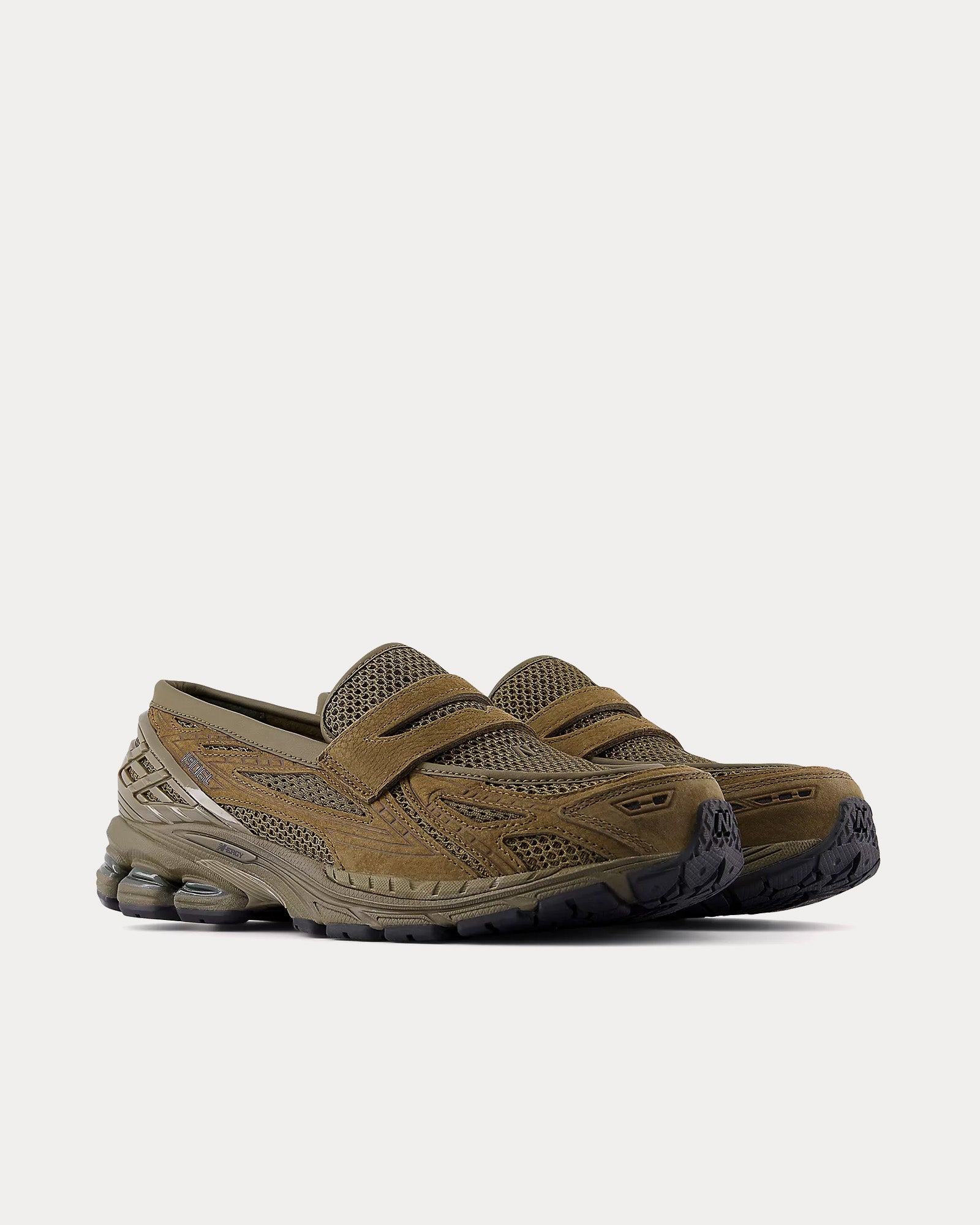 New Balance Unisex 1906L Woodland Loafers