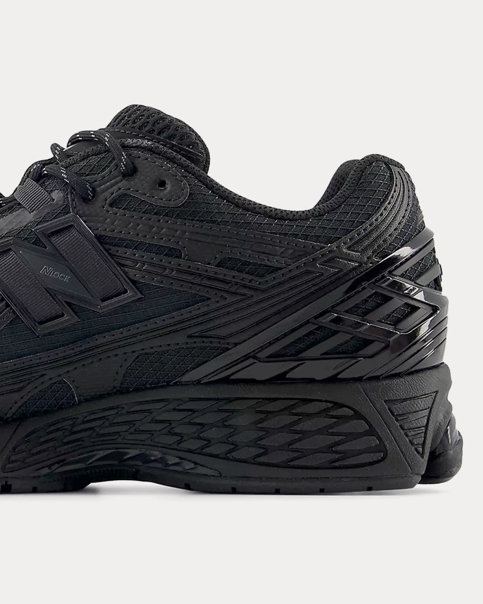New Balance Unisex 1906 Utility Black Low Top Sneakers