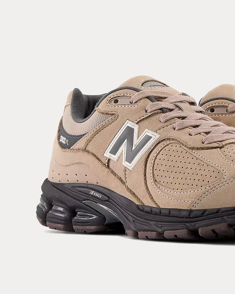 New Balance 2002r Driftwood / Blacktop / Timberwolf Low Top Sneakers ...