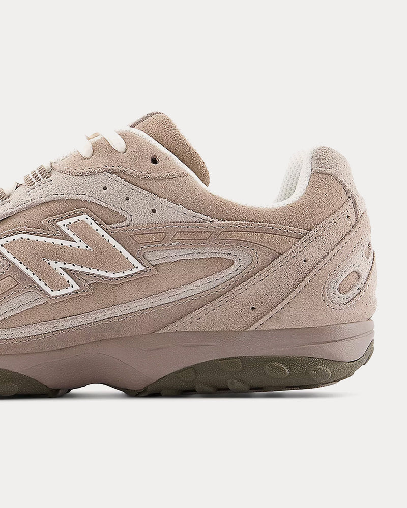 New Balance Unisex 204L Mushroom / Arid Stone Low Top Sneakers & Trainers