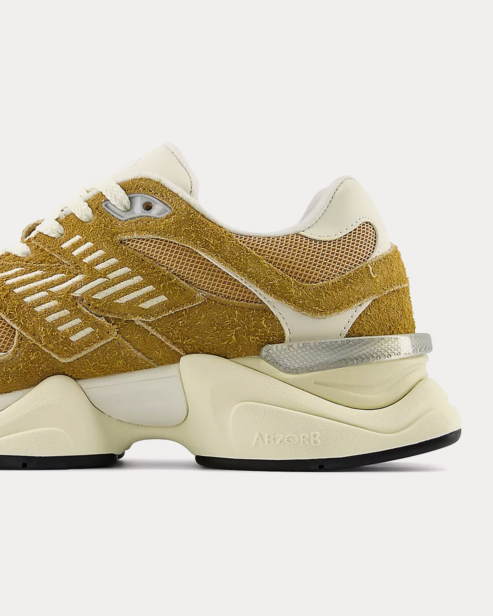 New Balance Unisex 9060 Great Plains / Calcium/ Linen Low Top Sneakers