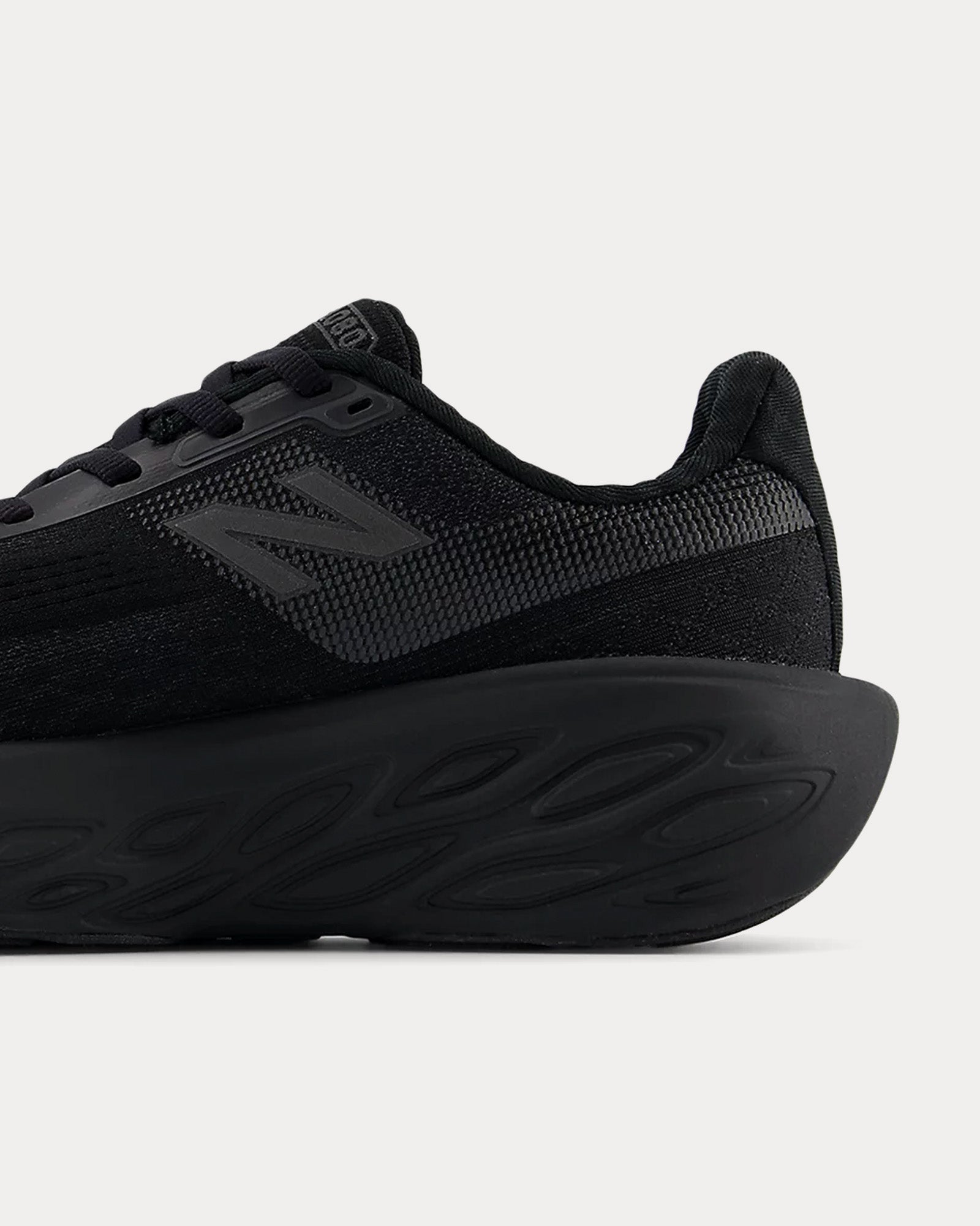 New Balance Women's Fresh Foam X 1080v14 Black / Black Metallic ...