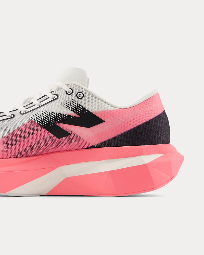 New Balance Women's FuelCell SuperComp Elite v4 Ultra Pink / White ...