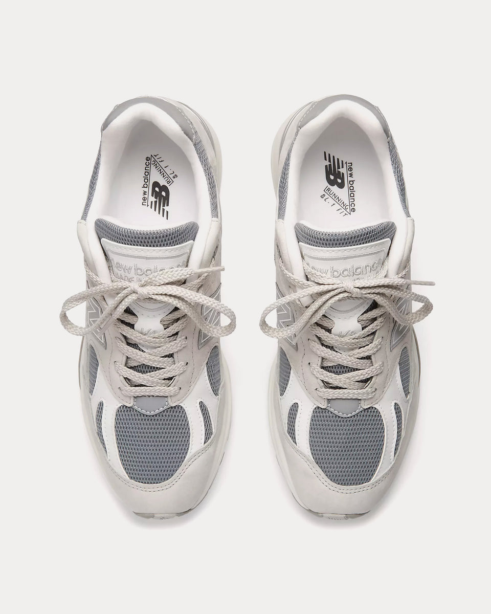 New Balance MADE in UK 991v2 Nimbus Cloud / Cool Grey 7 C / Silver Low ...