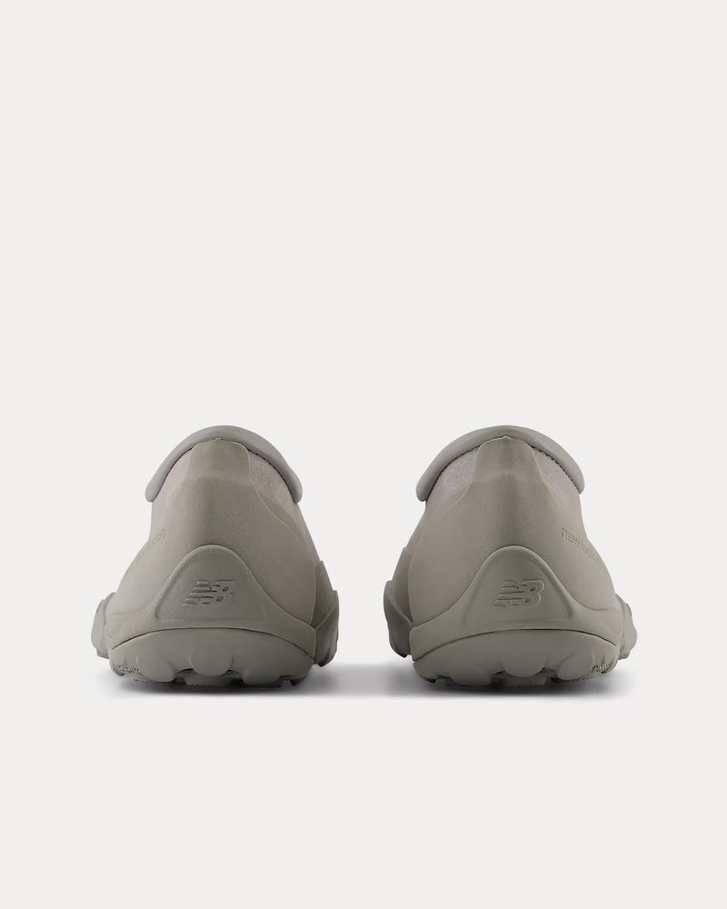 New Balance Unisex MT10T Raincloud / Concrete Slip On Sneakers
