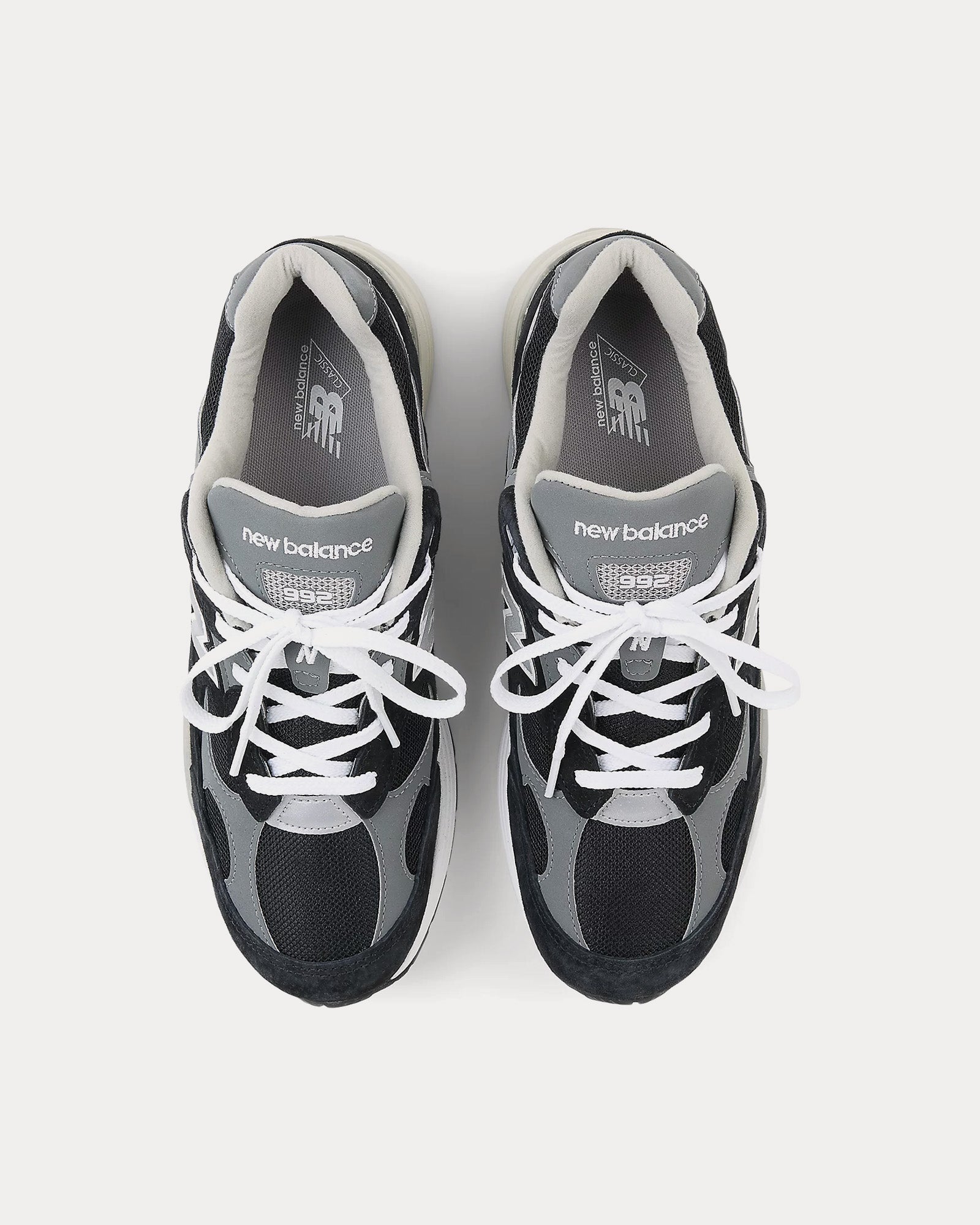 New Balance Unisex Made in USA 992 Core Black / Grey / Silver Metalic ...