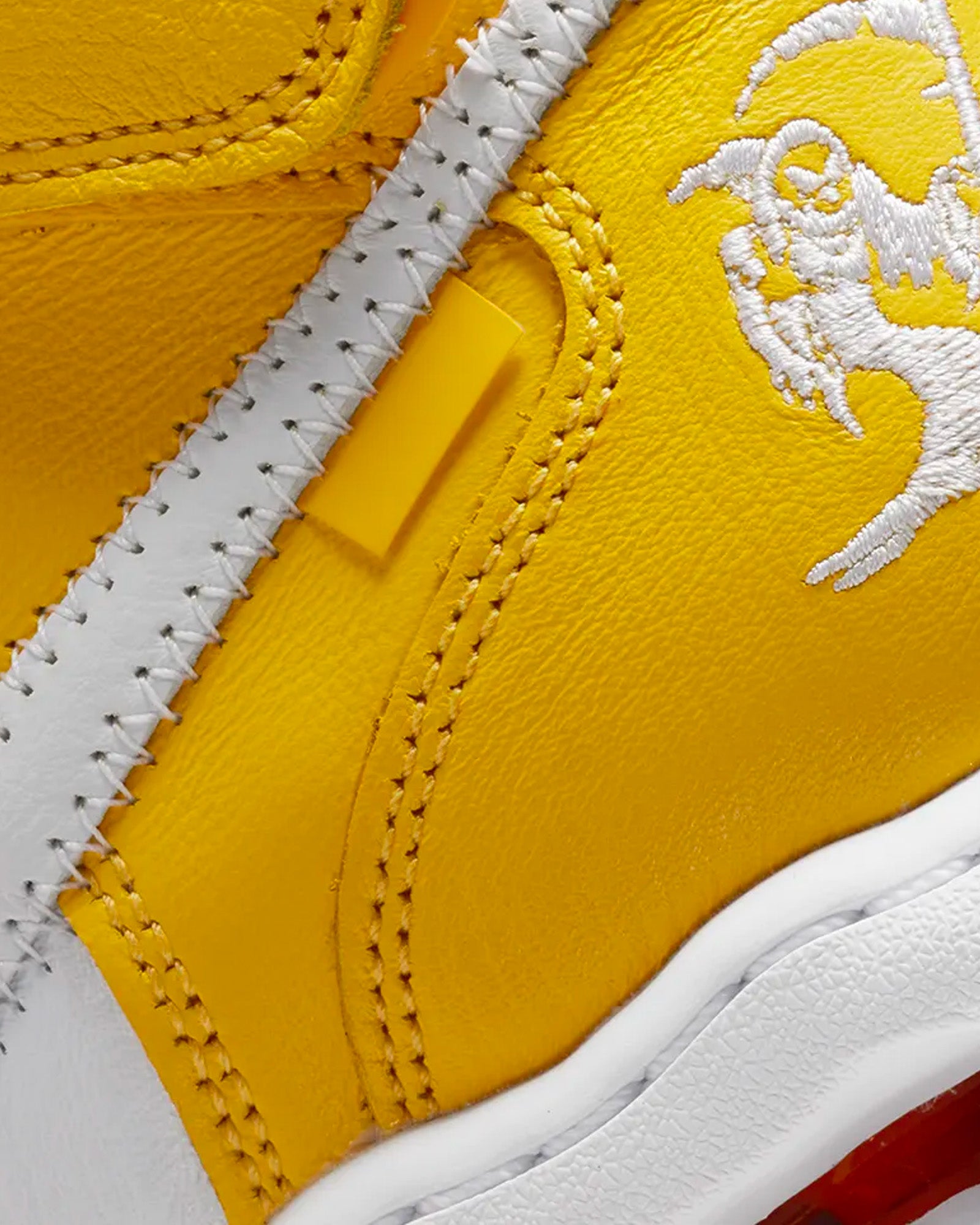 Nike x Off-White Unisex Air Force 1 Mid White / Varsity Maize Mid Top ...