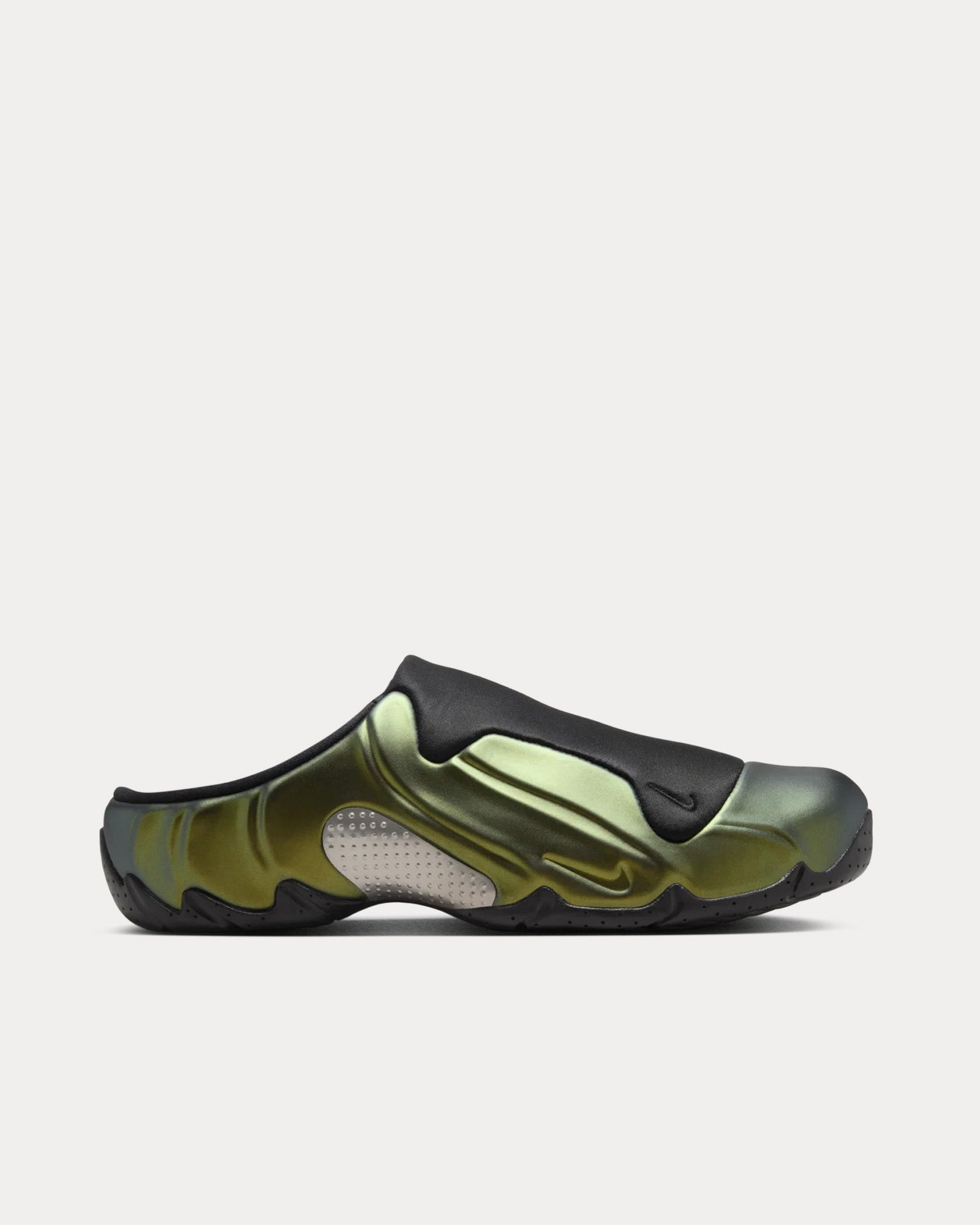 Nike Unisex Clogposite Black / Metallic Gold Slip On Sneakers & Trainers