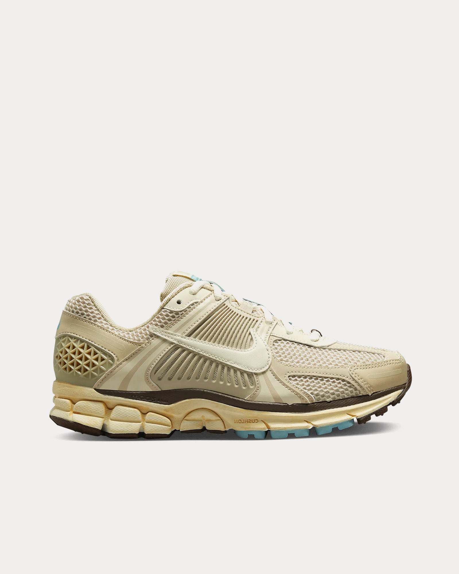 Nike Women's Zoom Vomero 5 Oatmeal / Sail / Light Chocolate / Pale ...