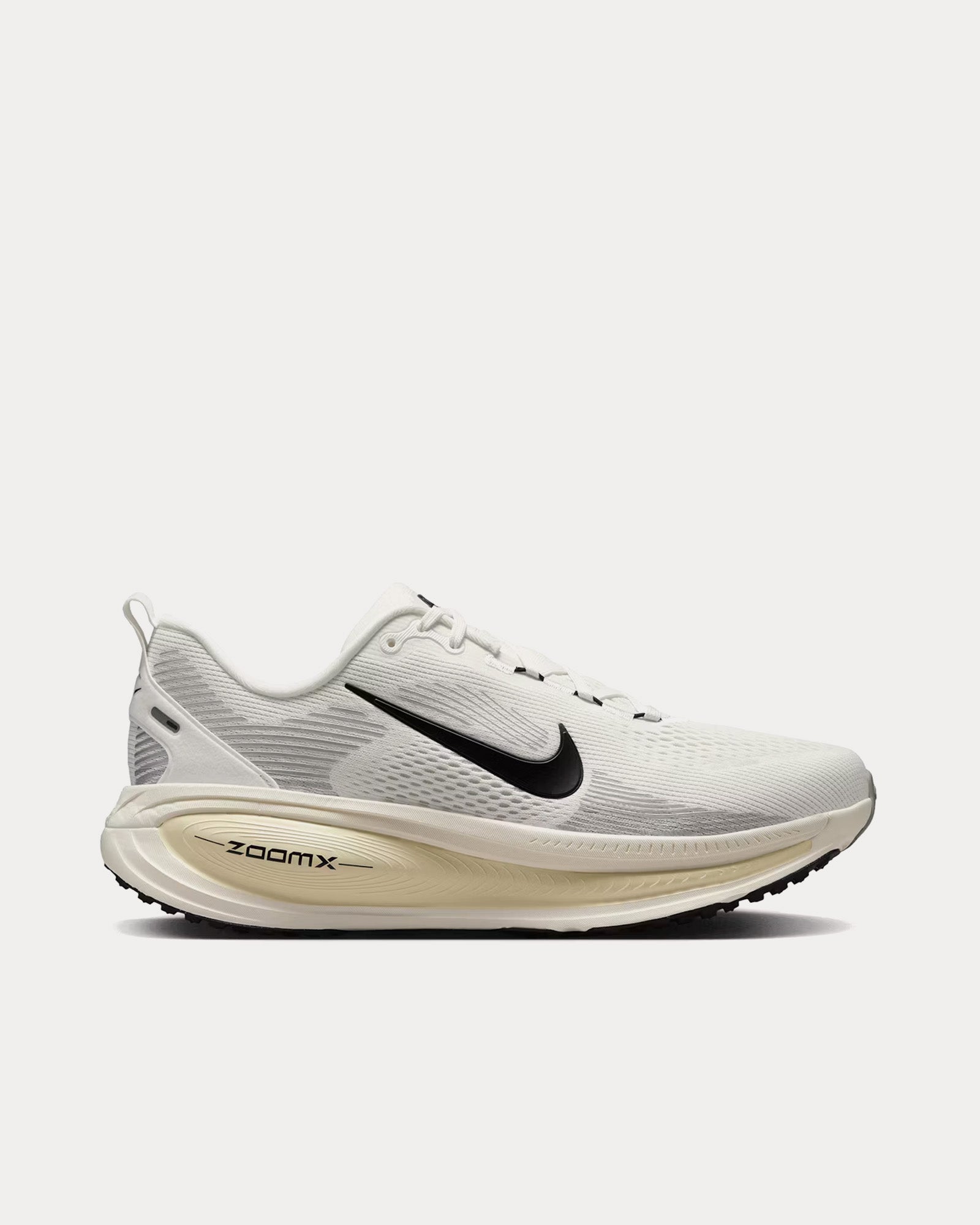 Nike Men's Vomero 18 Summit White / Coconut Milk / Coconut Milk / Black Running Shoes