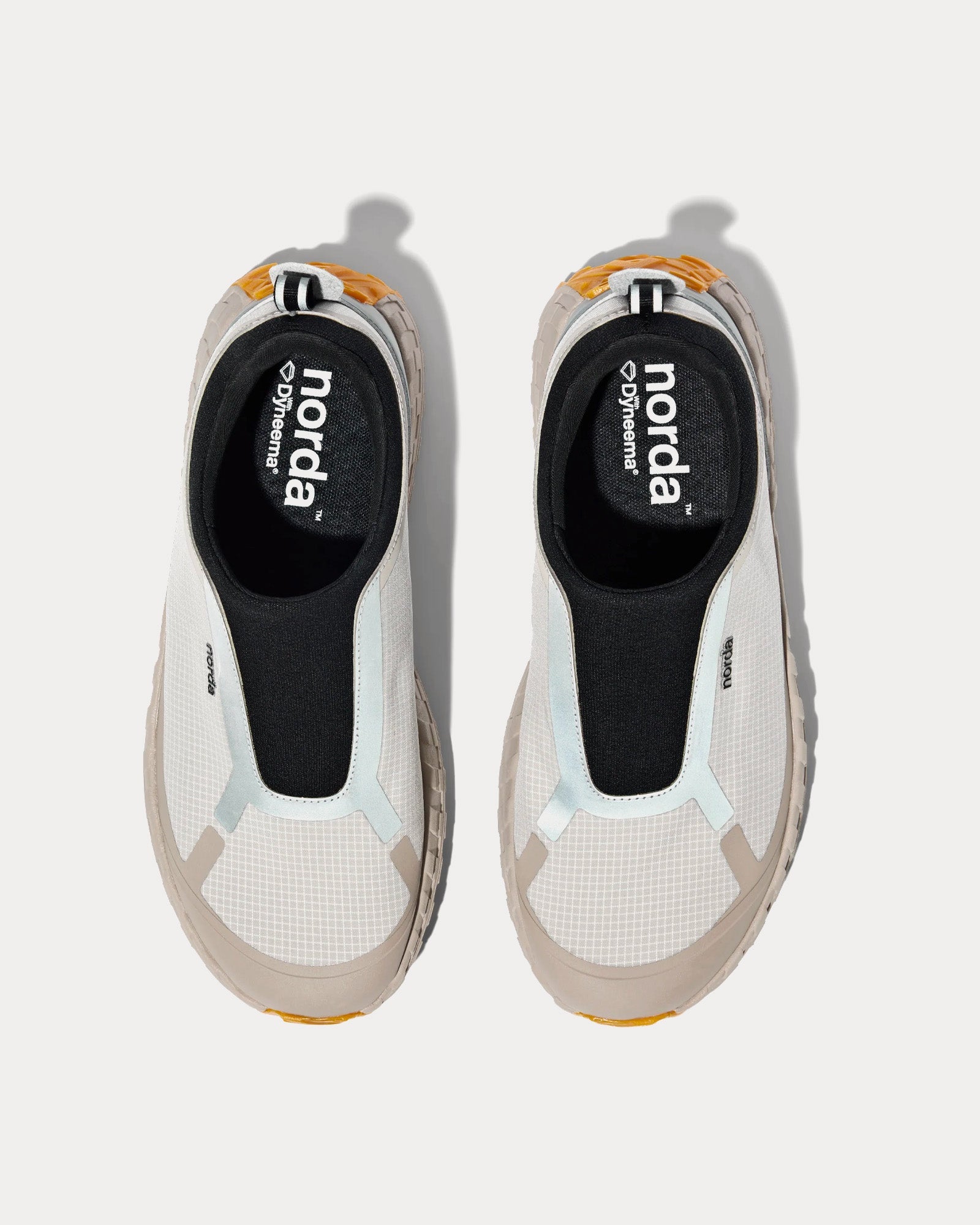 Norda 003 W Cinder Running Shoes - Sneak in Peace