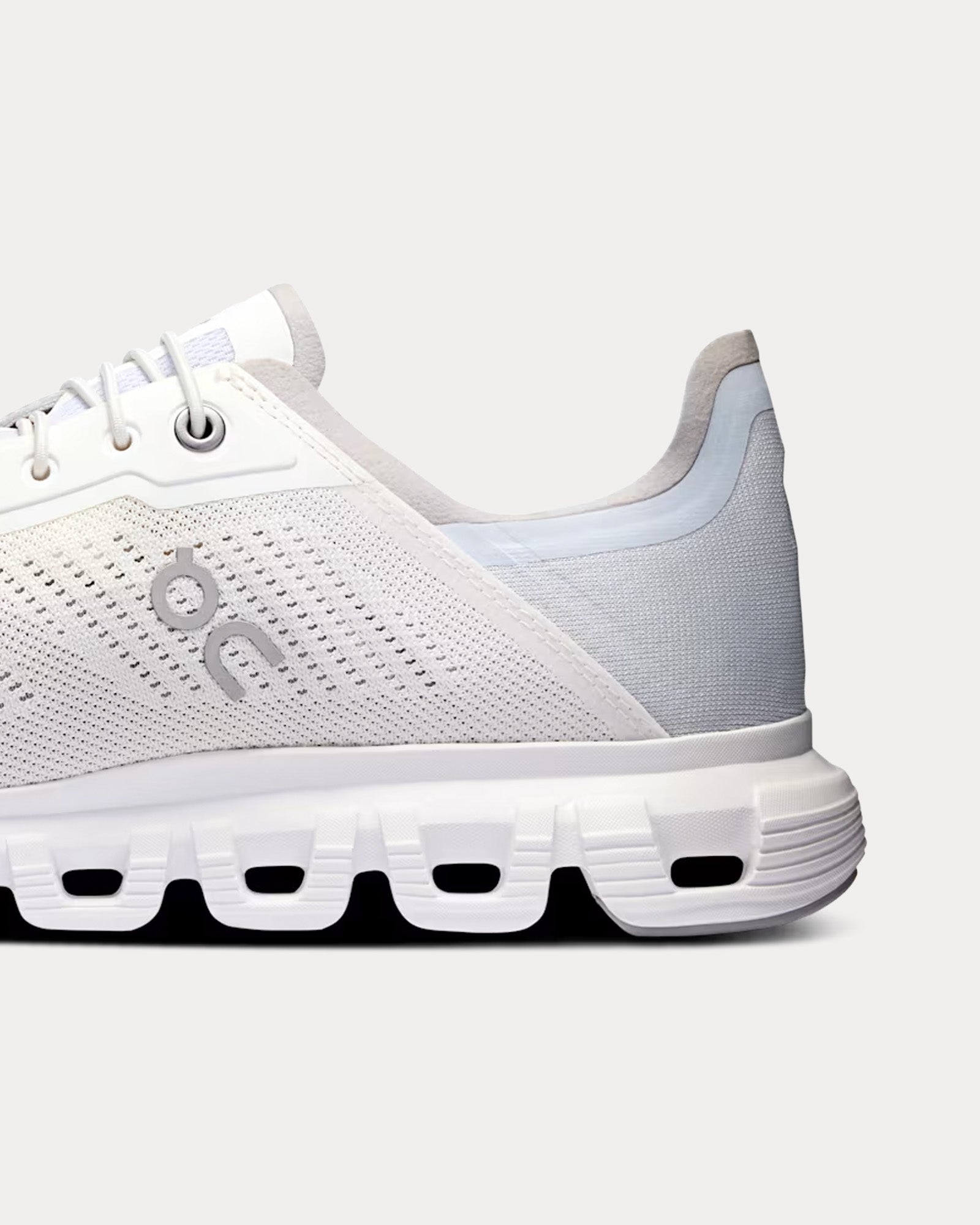 On Running Men's Cloud 6 Coast White / Glacier Running Shoes