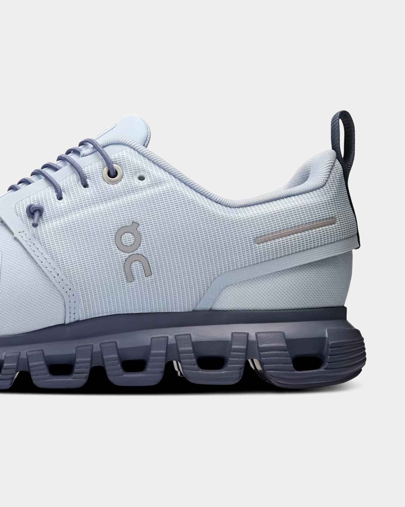 On Running Women's Cloud 6 WP Heather / Metal Running Shoes