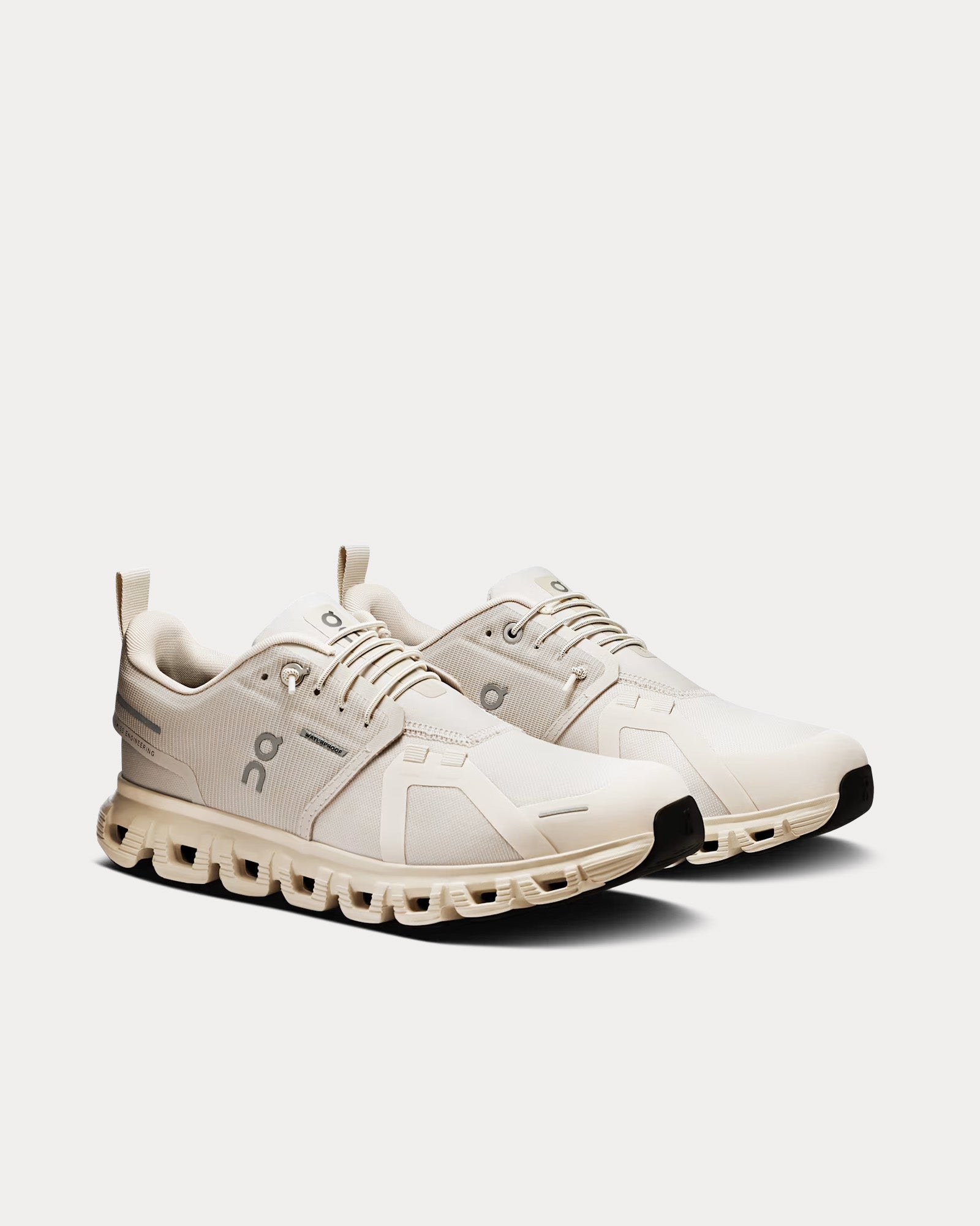 On Running Women's Cloud 6 WP Cream / Pearl Running Shoes