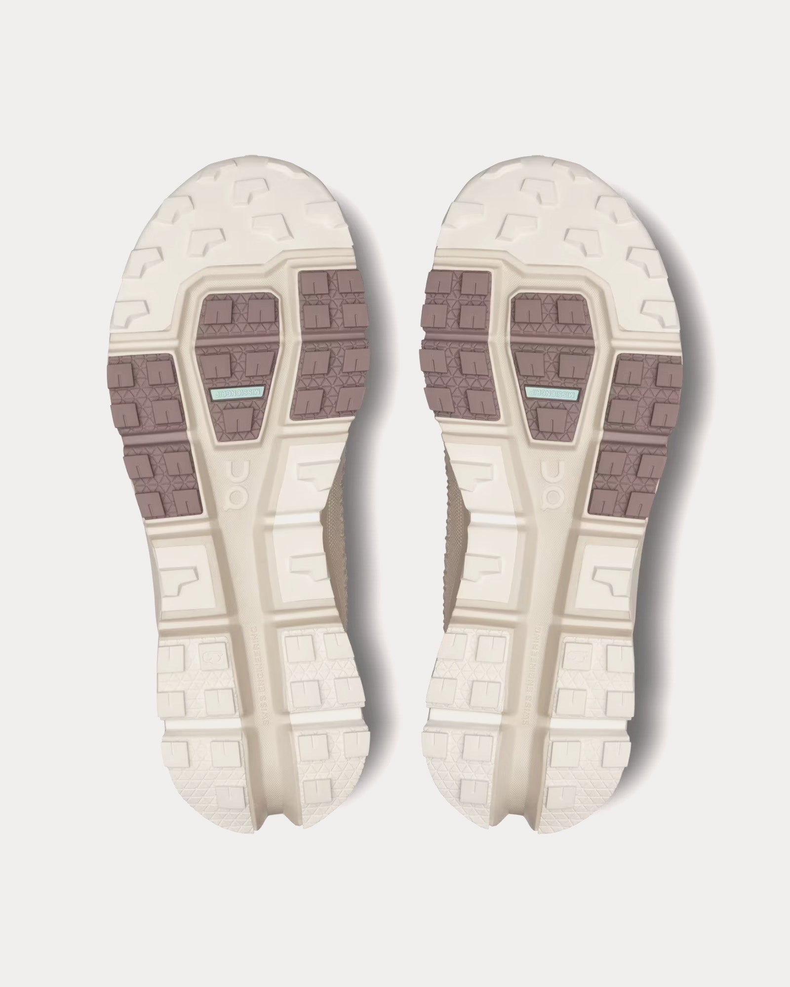 On Running Men's Cloudaway 2 Sand / Ice Running Shoes