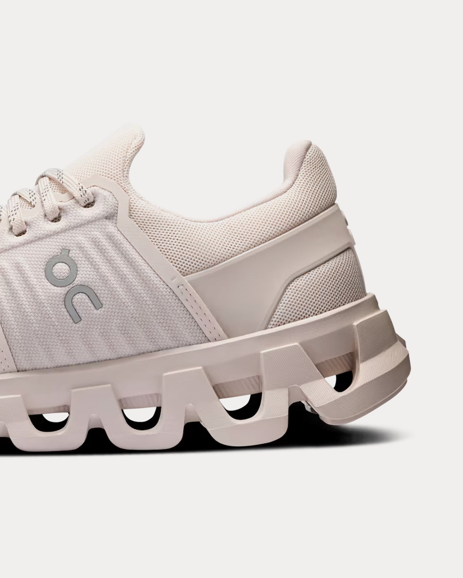 On Running Women's Cloudswift 4 AD Sand / Ivory Running Shoes