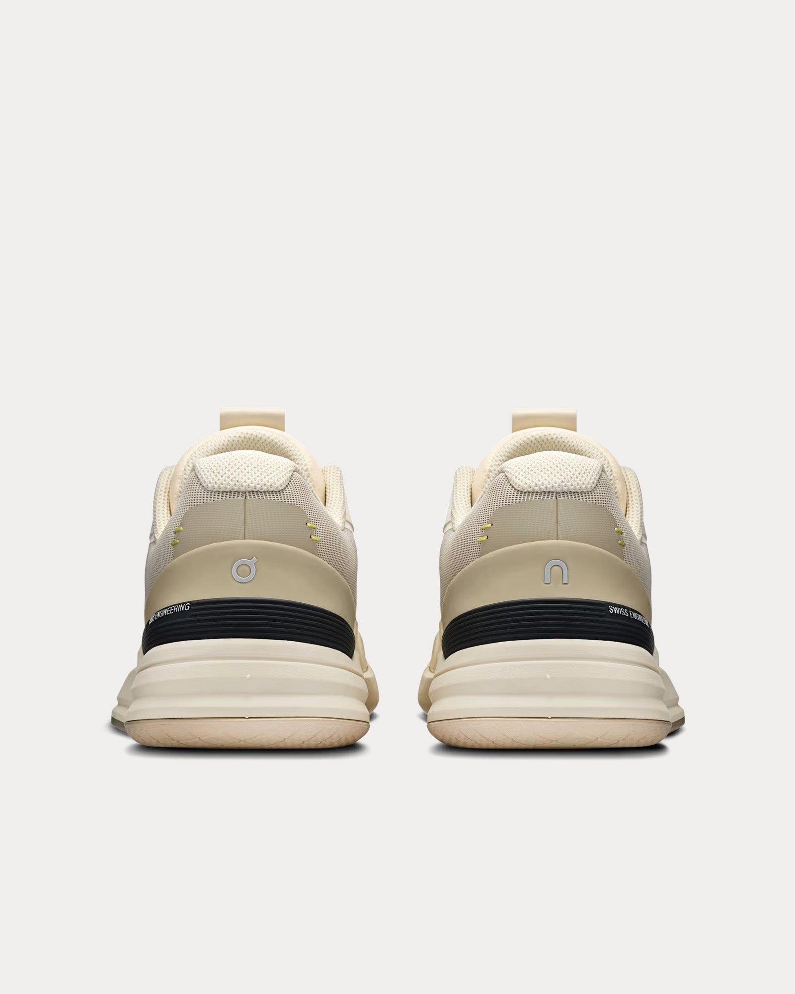 On Running Women's The Roger Pro Sand / Ivory Low Top Sneakers