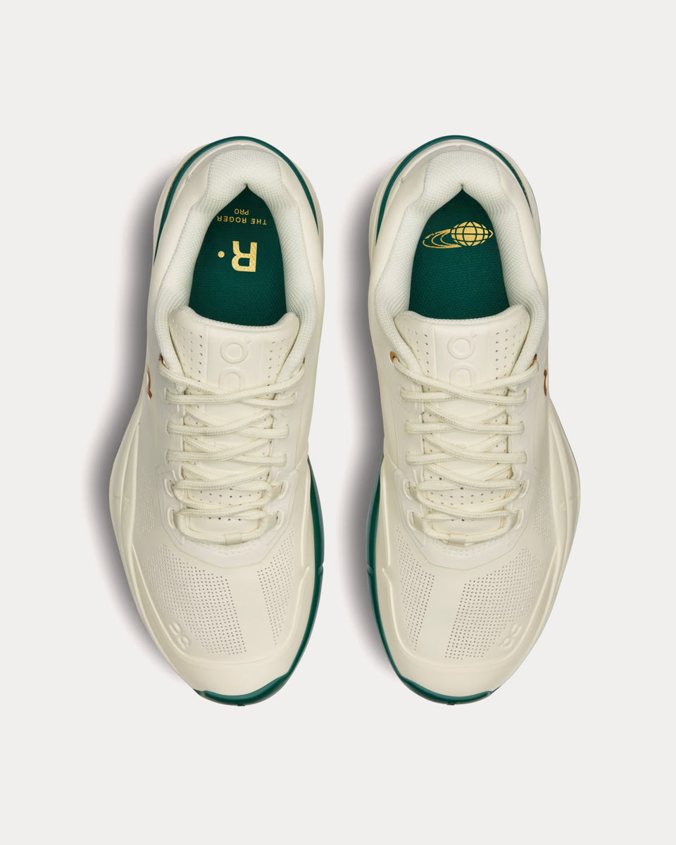 On x Beams The Roger Pro Ivory / Evergreen Low Top Sneakers - Sneak in ...