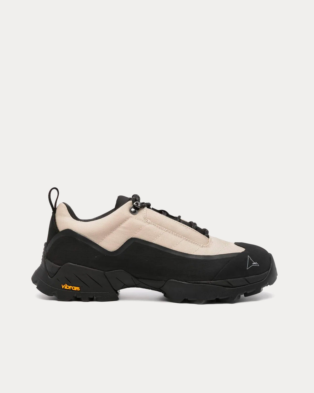 ROA Katharina Sand Beige / Black Low Top Sneakers - Sneak in Peace