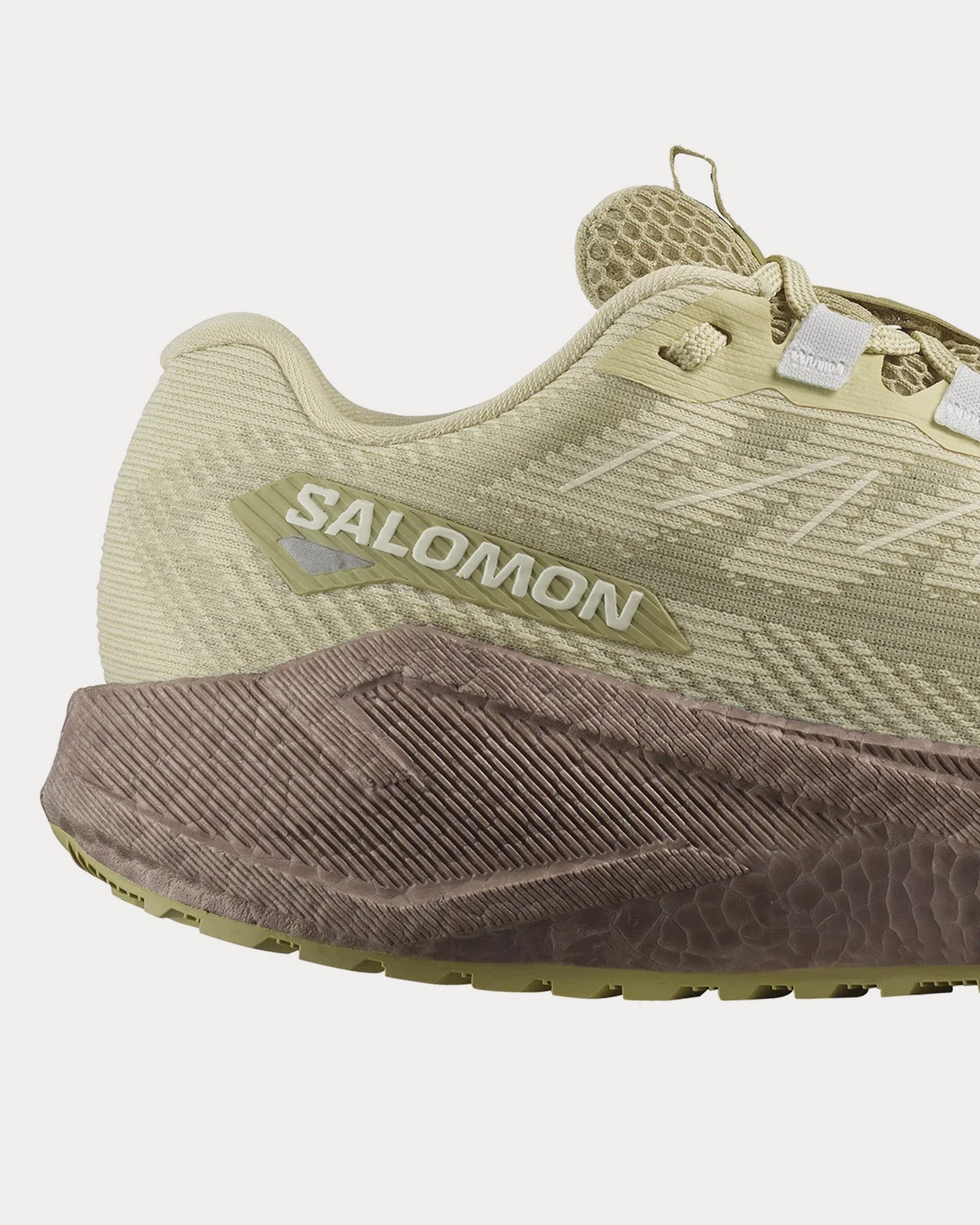 Salomon Women's Aero Blaze 3 GRVL Gore-Tex Green Haze / Iron / Ice Flow ...