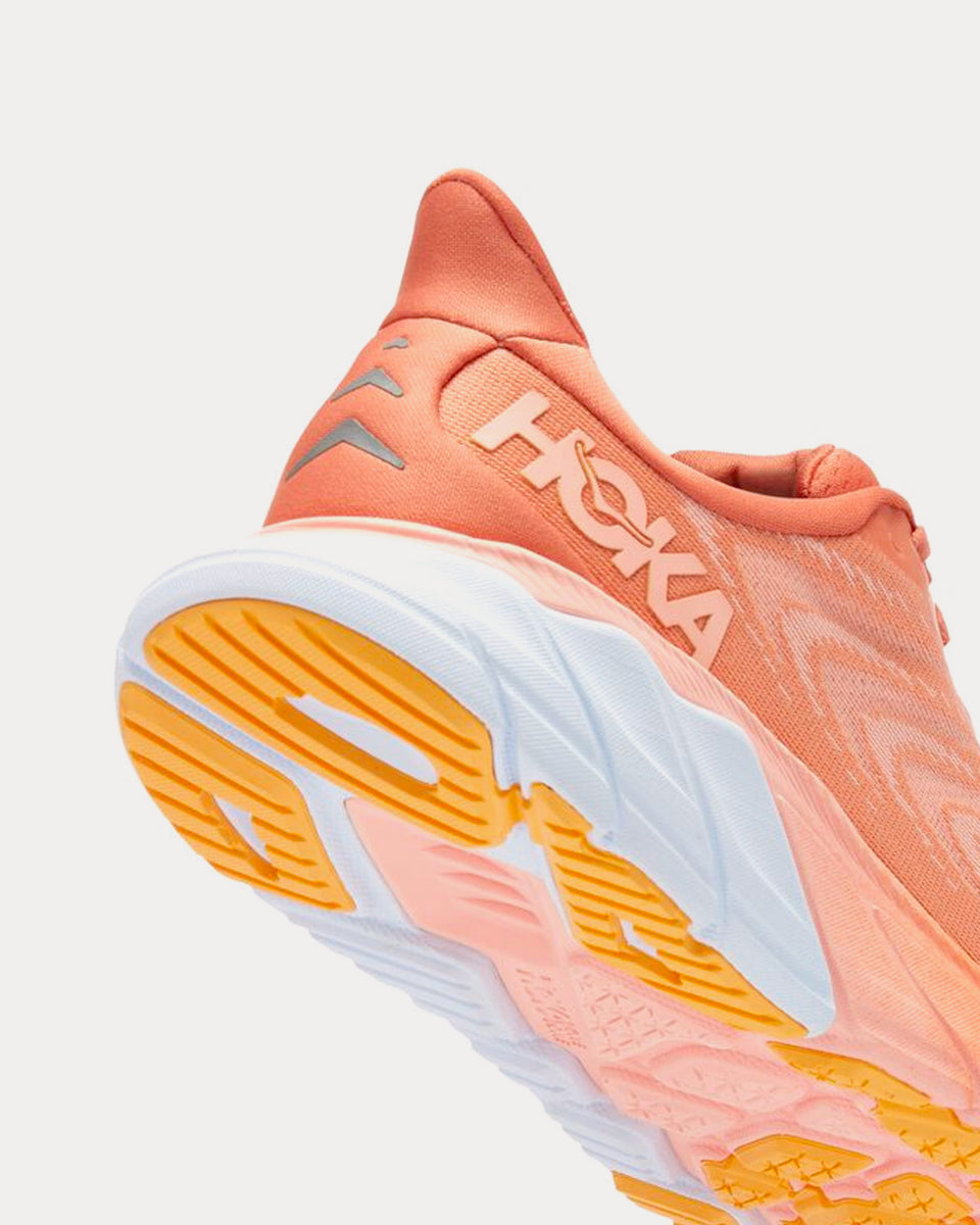 Hoka Arahi 6 Sun Baked / Shell Coral Running Shoes - Sneak in Peace