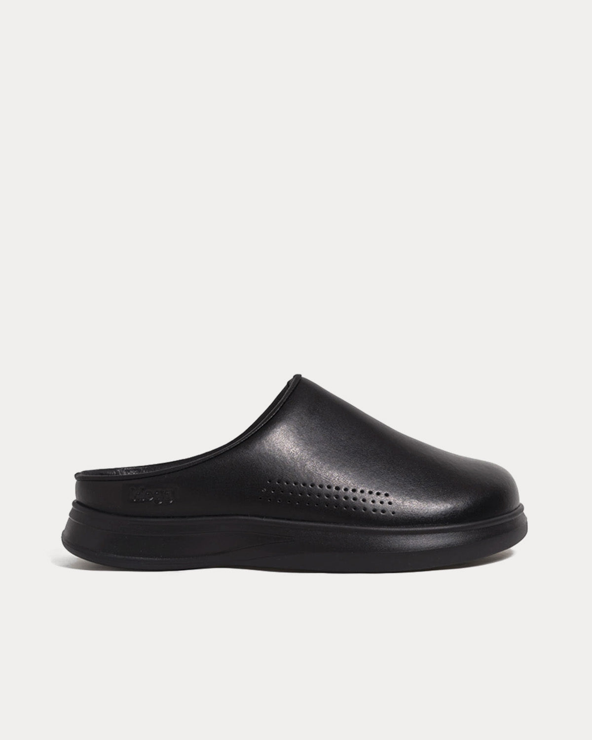 Klogg Unisex Log 1.0 All Black Slip Ons
