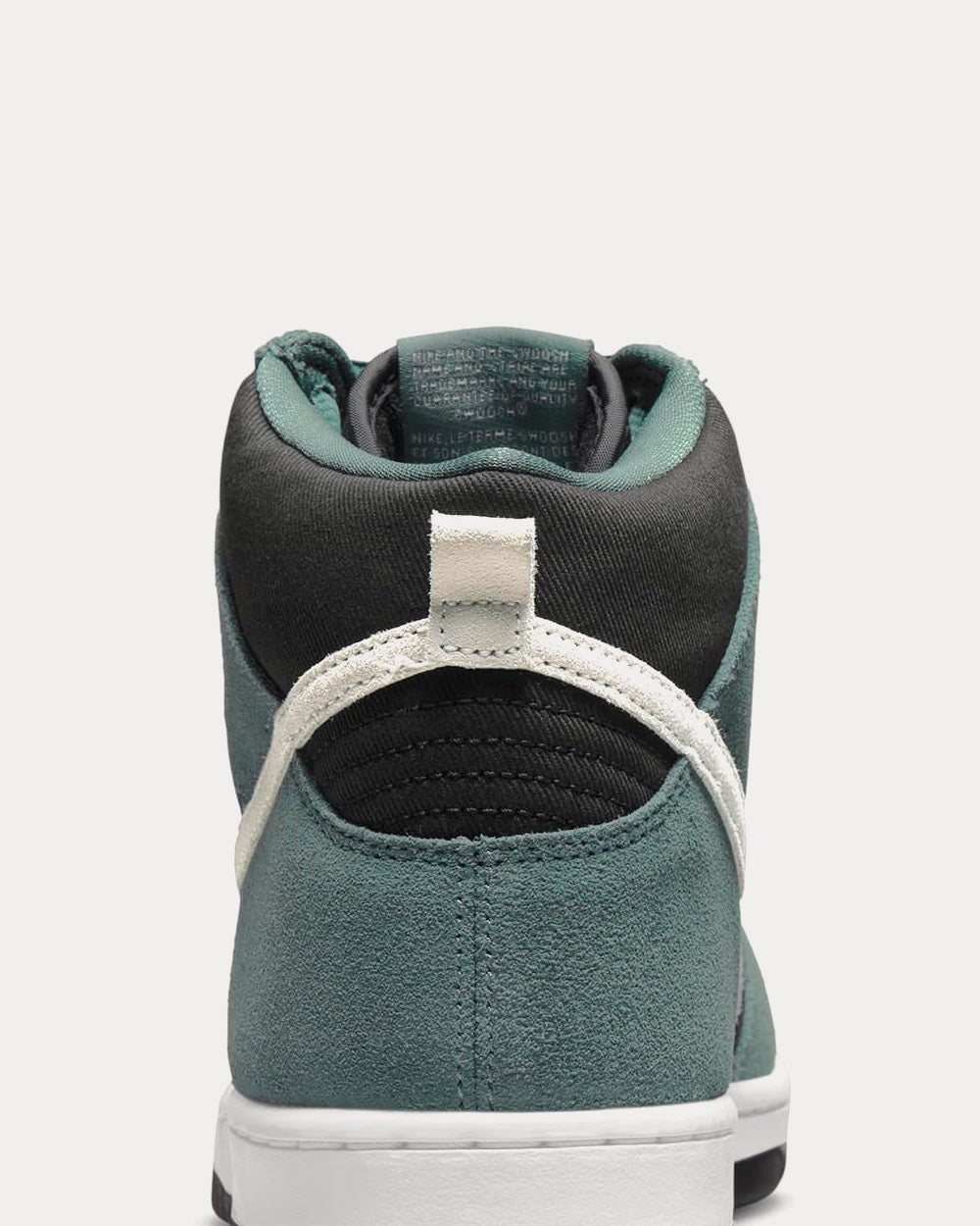 Nike Unisex SB Dunk High Pro Mineral Slate Suede High Top Sneakers
