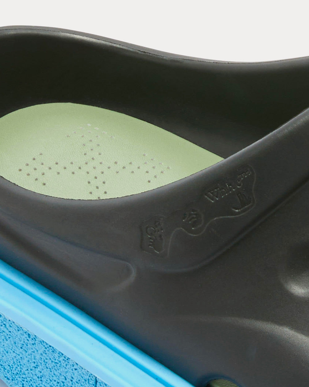 Off-White x Crocs Men's Spongesole Meteor Slipper Black / Blue / Purple ...