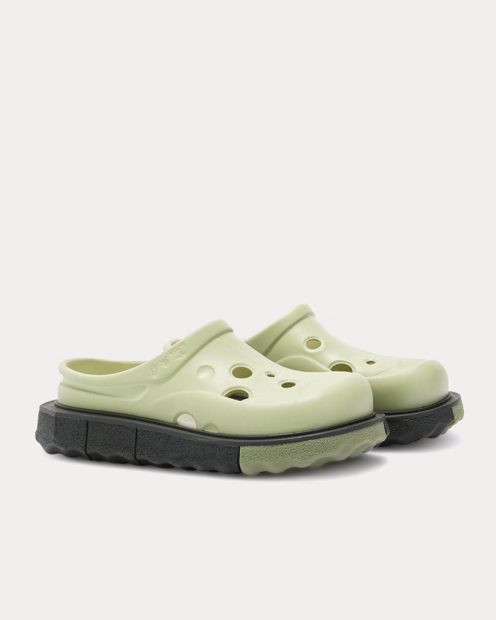 Off-White x Crocs Spongesole Meteor Slipper Green / Black Slip Ons ...