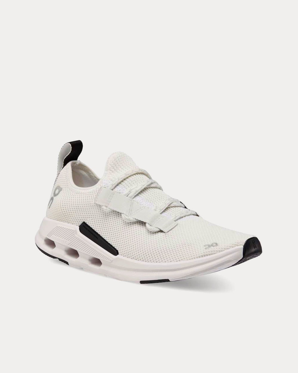 On Running Cloudeasy Undyed / White / Black Running Shoes - Sneak in Peace