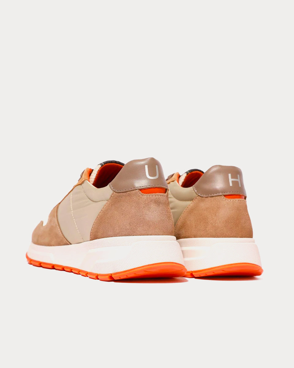 Unlike Humans UHF04 Runner Beige / Sand Low Top Sneakers - Sneak in Peace